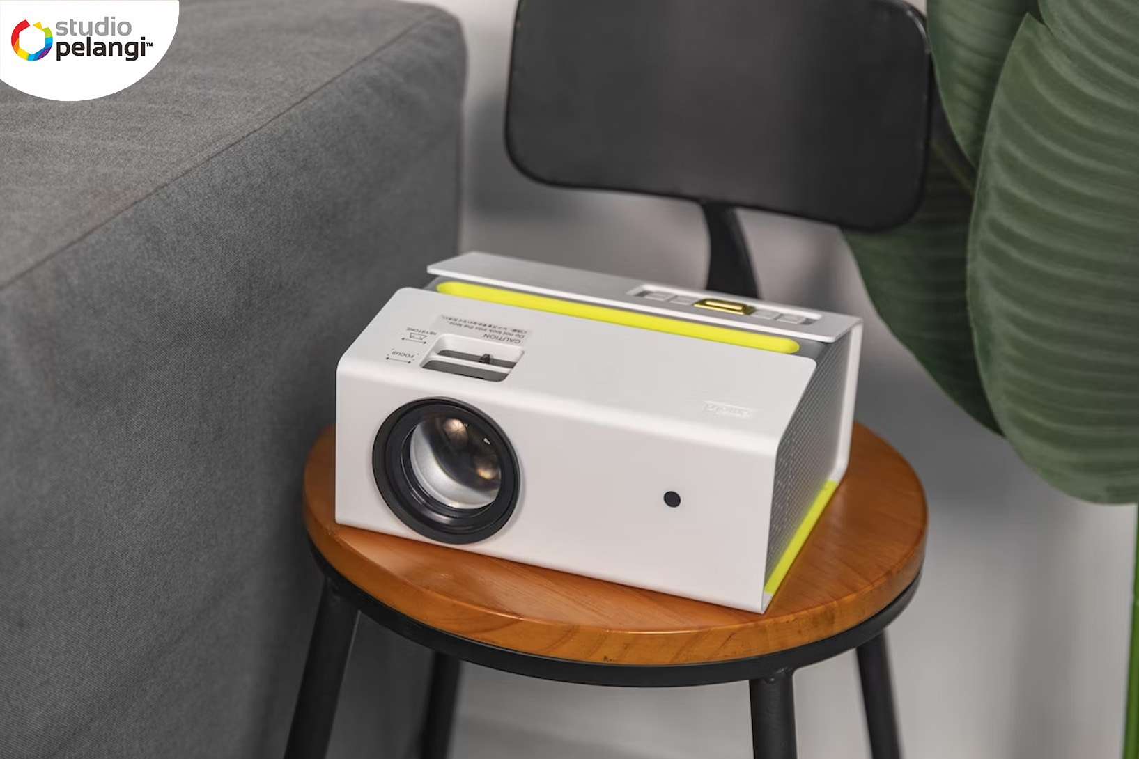 Panduan Memilih LCD Proyektor untuk Ruang Meeting Kecil - Pelangi Event ...