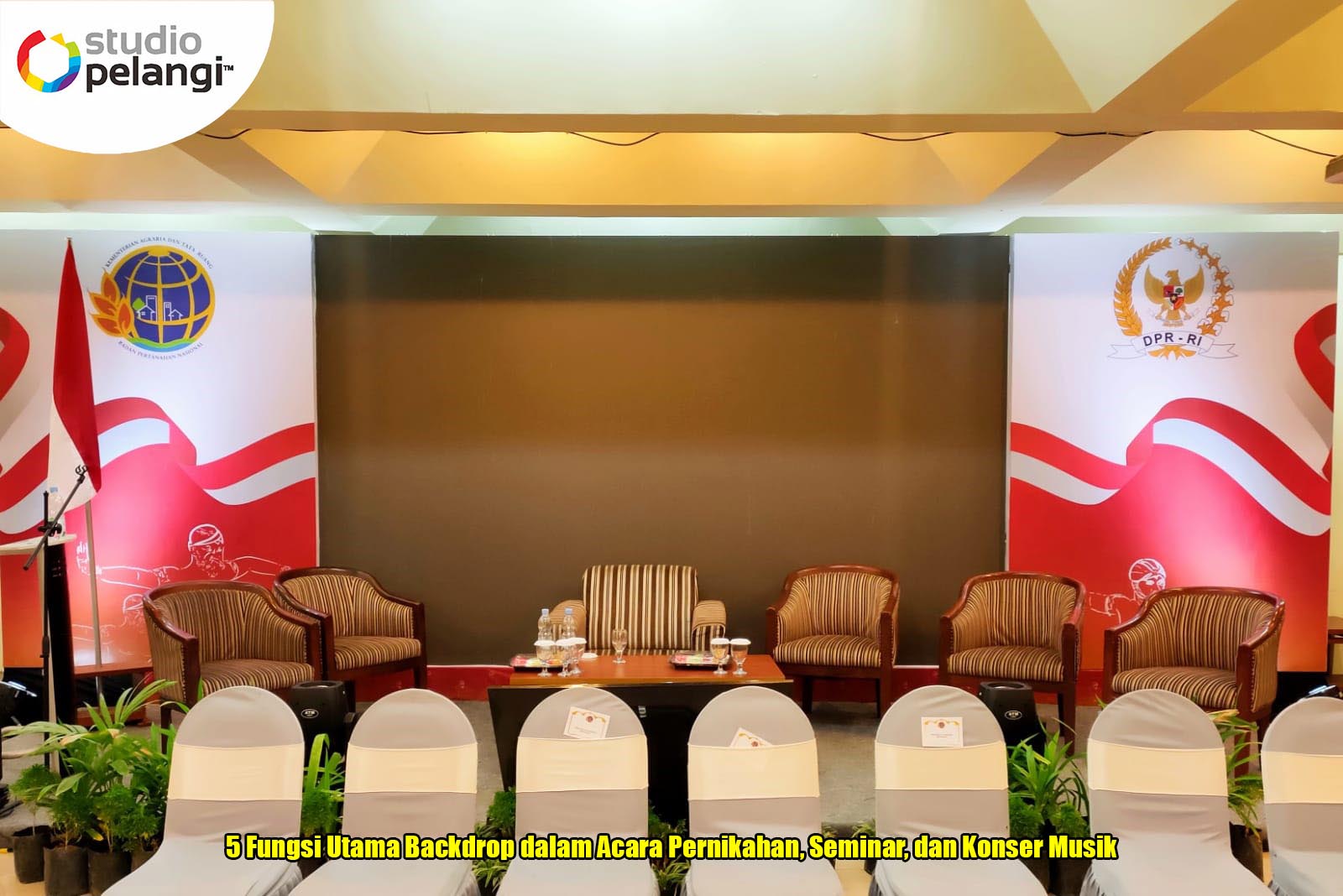 5 Fungsi Utama Backdrop dalam Acara Pernikahan, Seminar, dan Konser ...