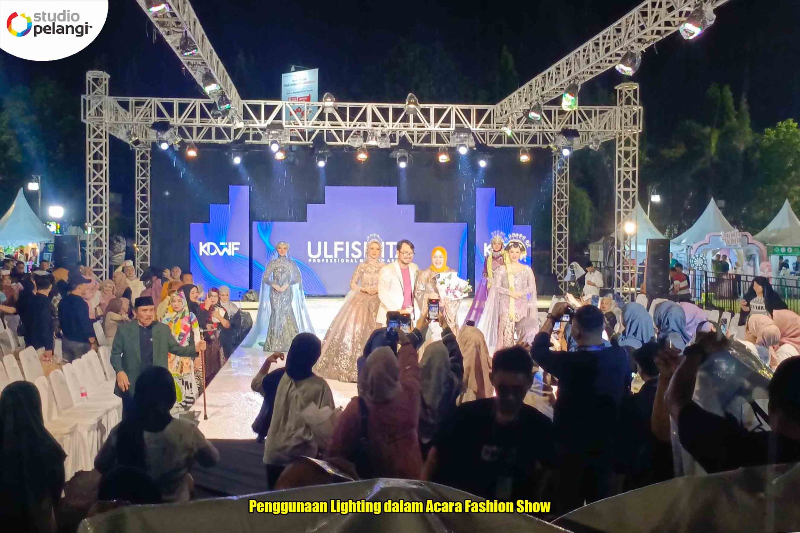 Penggunaan Lighting dalam Acara Fashion Show - Pelangi Event Production