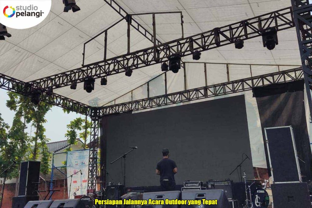 Properti dan Dekorasi yang Umumnya Digunakan pada Panggung Acara ...